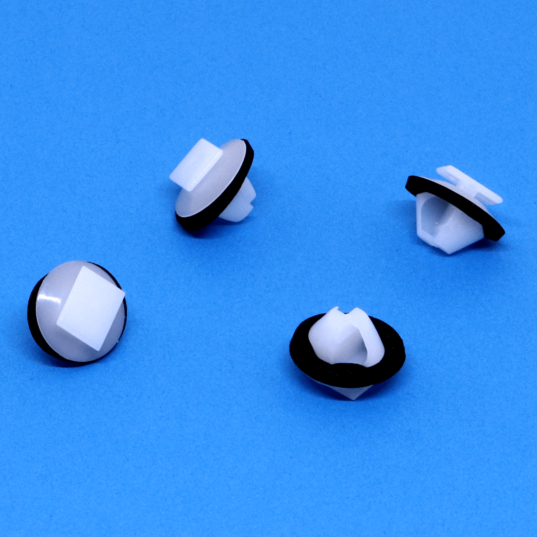 C1657 – Trim / Moulding Clip Land Rover – Clips Warehouse